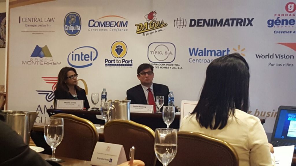 CONFERENCIA LEY DE FACTORING | Arrend Guatemala